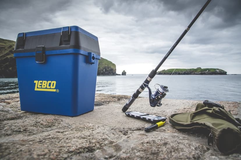 Sea Fishing in Cornwall: Spots & Tips | Down The Cove